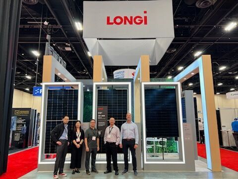 Hi-MO 7 Shines Bright for Booming Canadian Solar Industry