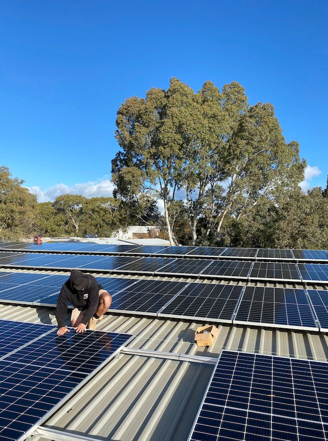 隆基澳大利亚克莱尔谷99.9KW工商业分布式发电项目 -隆基绿能